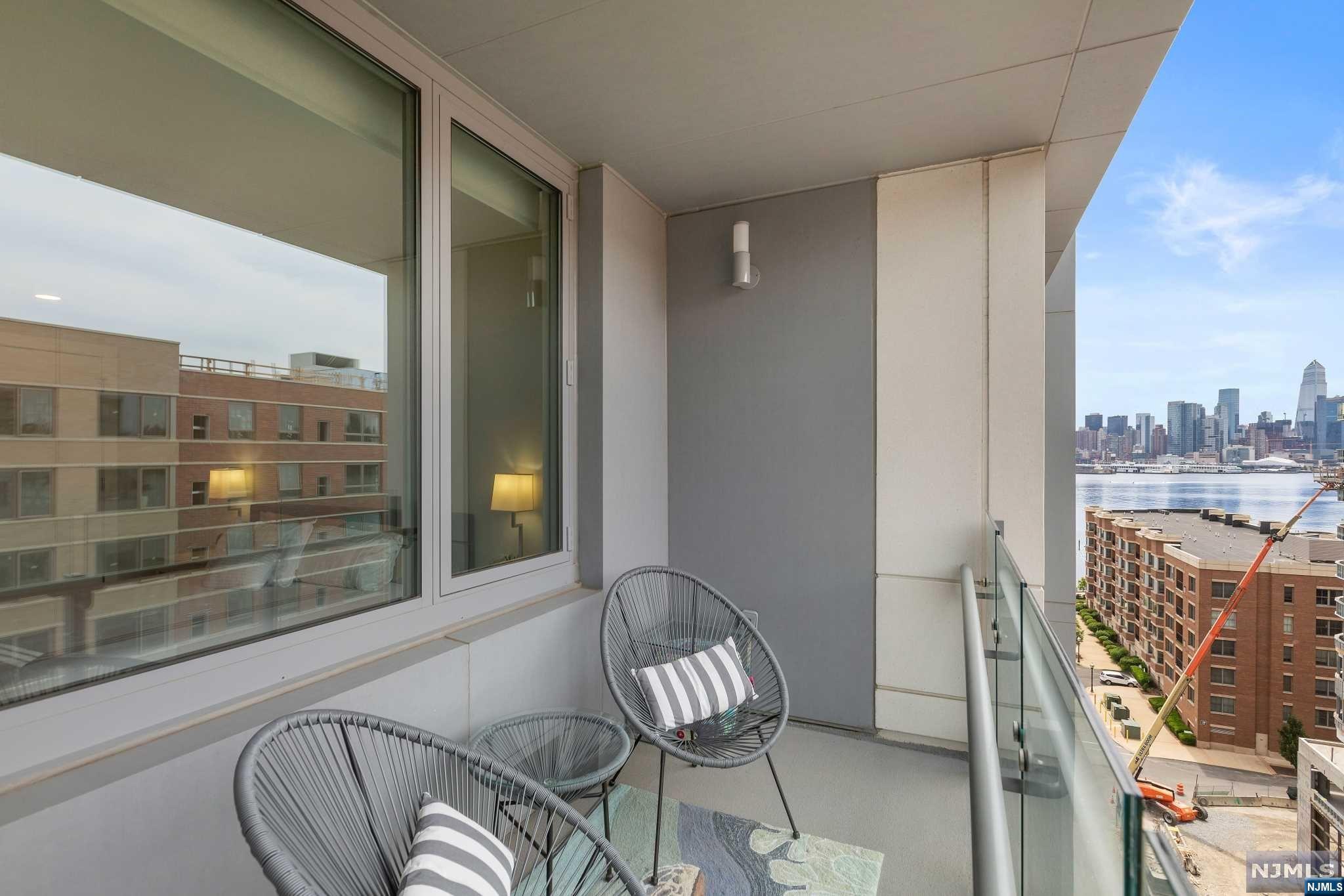 9 Ave At Port Imperial 1118 West New York NJ 07093 | Leased