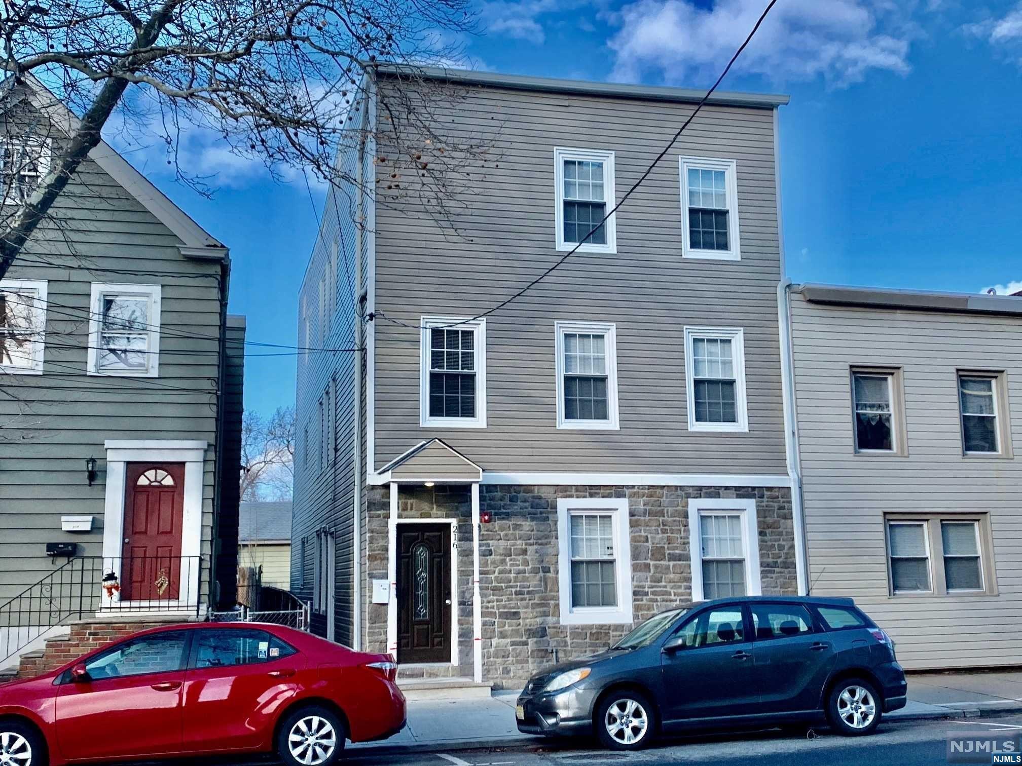 216 Hamilton 2 Harrison NJ 07029 | Leased