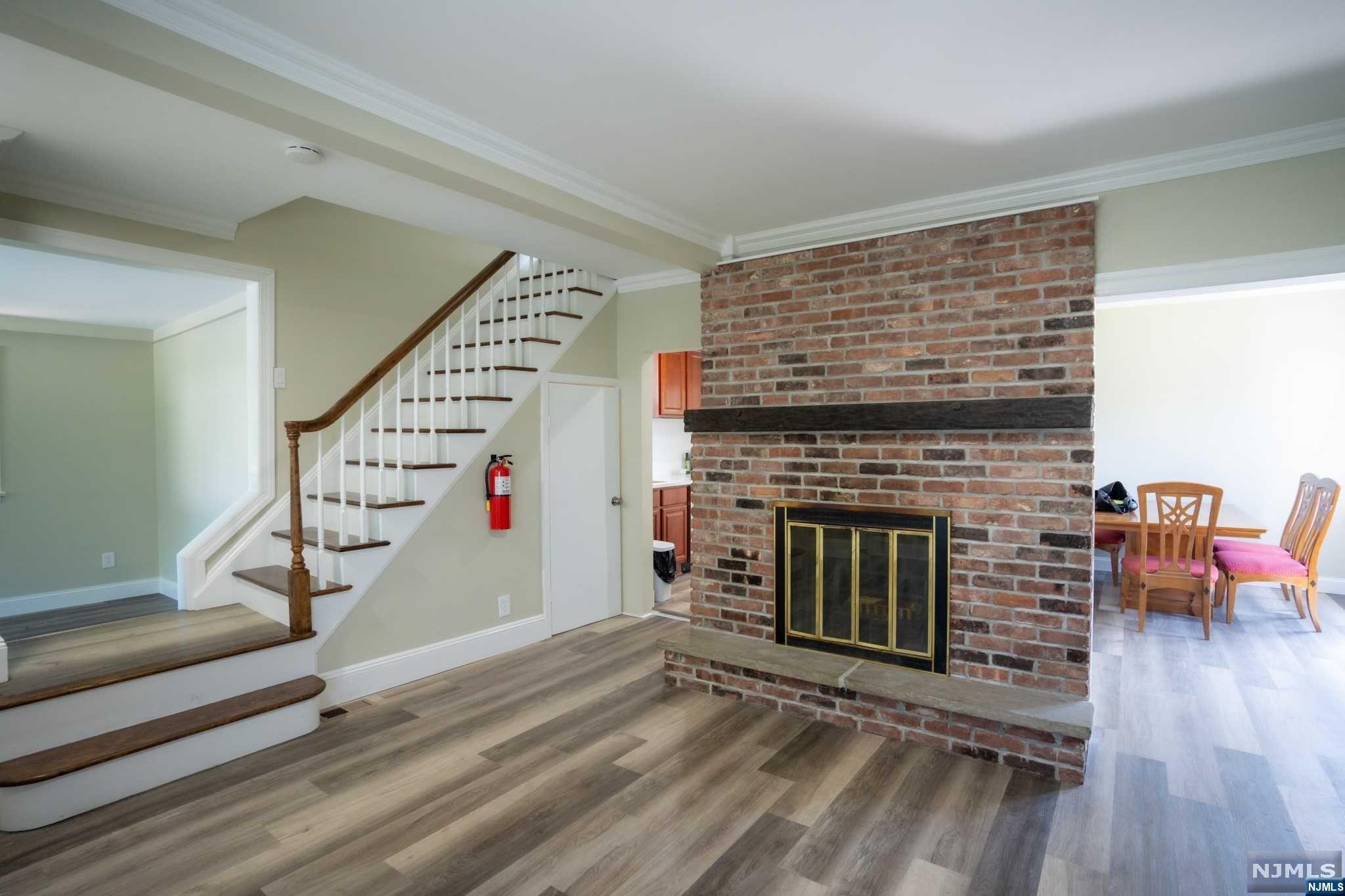 MLS Number 23023069 - 3 bed,1 bath, Residential Property for $579,500 ...