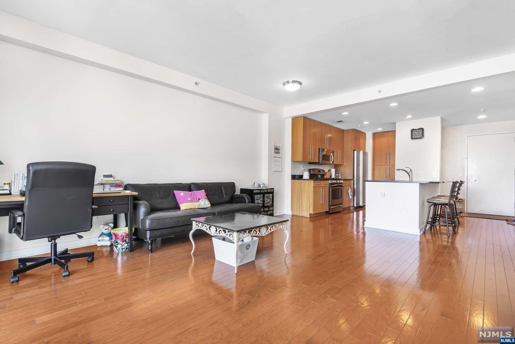 600 12th 505 Palisades Park NJ 07650 | Leased