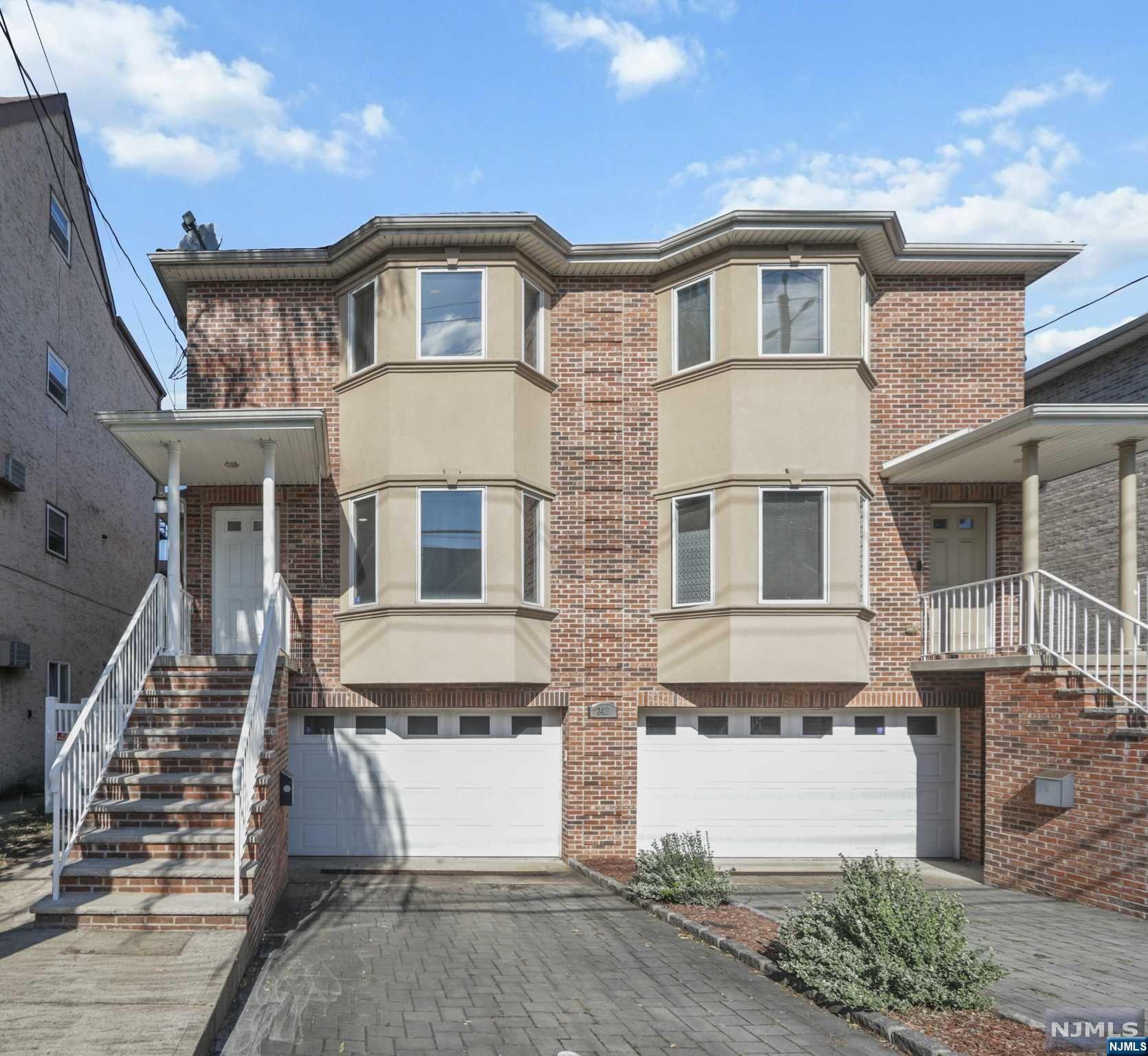 243A Warren A Fort Lee NJ 07024 | Leased