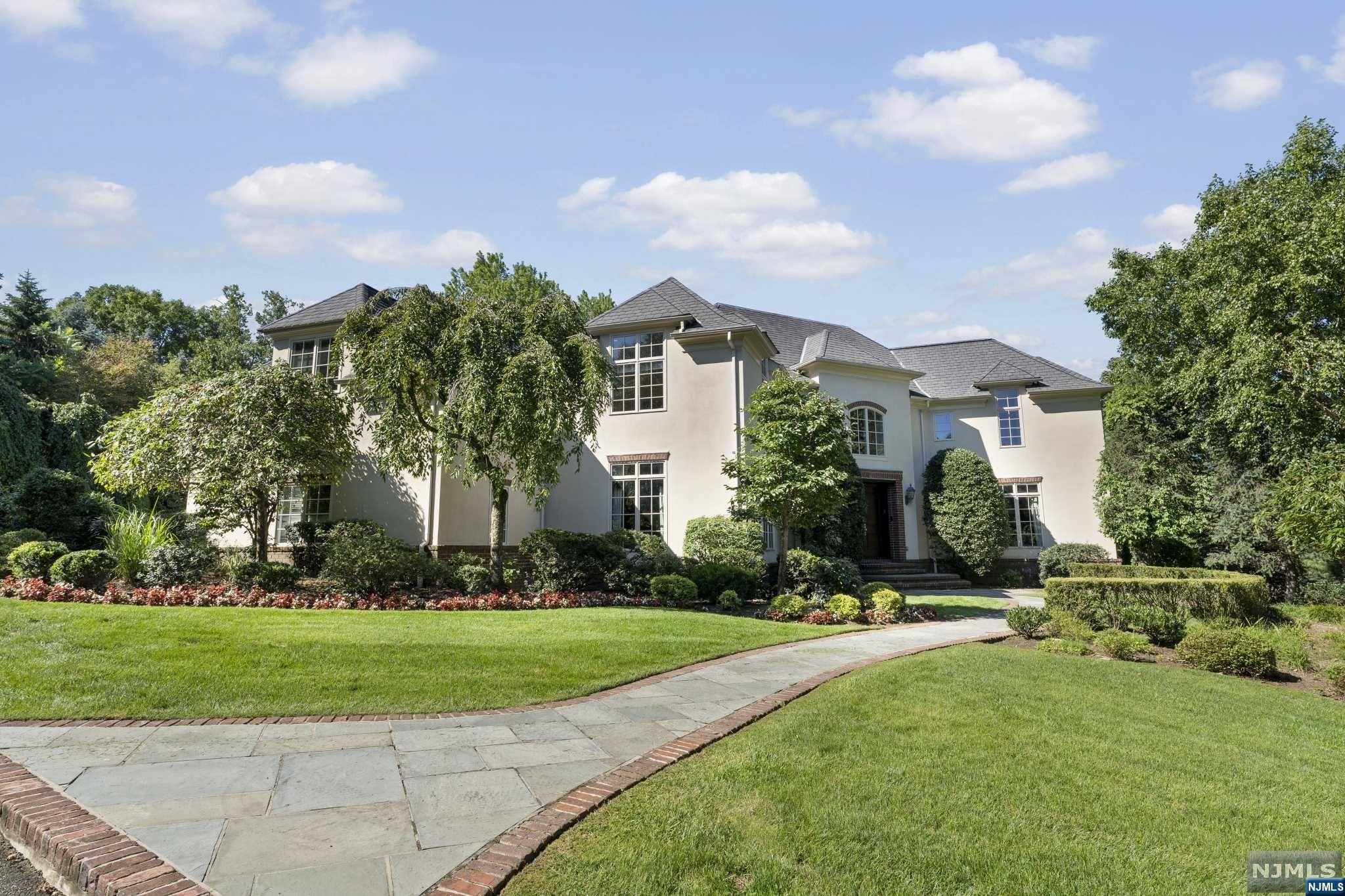 MLS Number 23032666 - 7 bed,5 bath, Residential Property for $2,500,000 ...