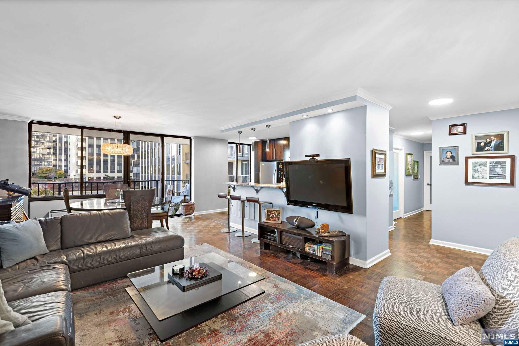 MLS Number 23036125 - 2 bed,2 bath, Condo/Coop/Townhouse Property for ...