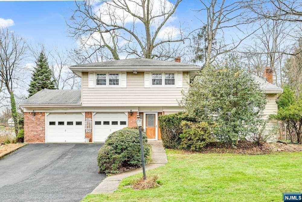 MLS Number 23036744 - 3 bed,2 bath, Residential Property for $649,000 ...