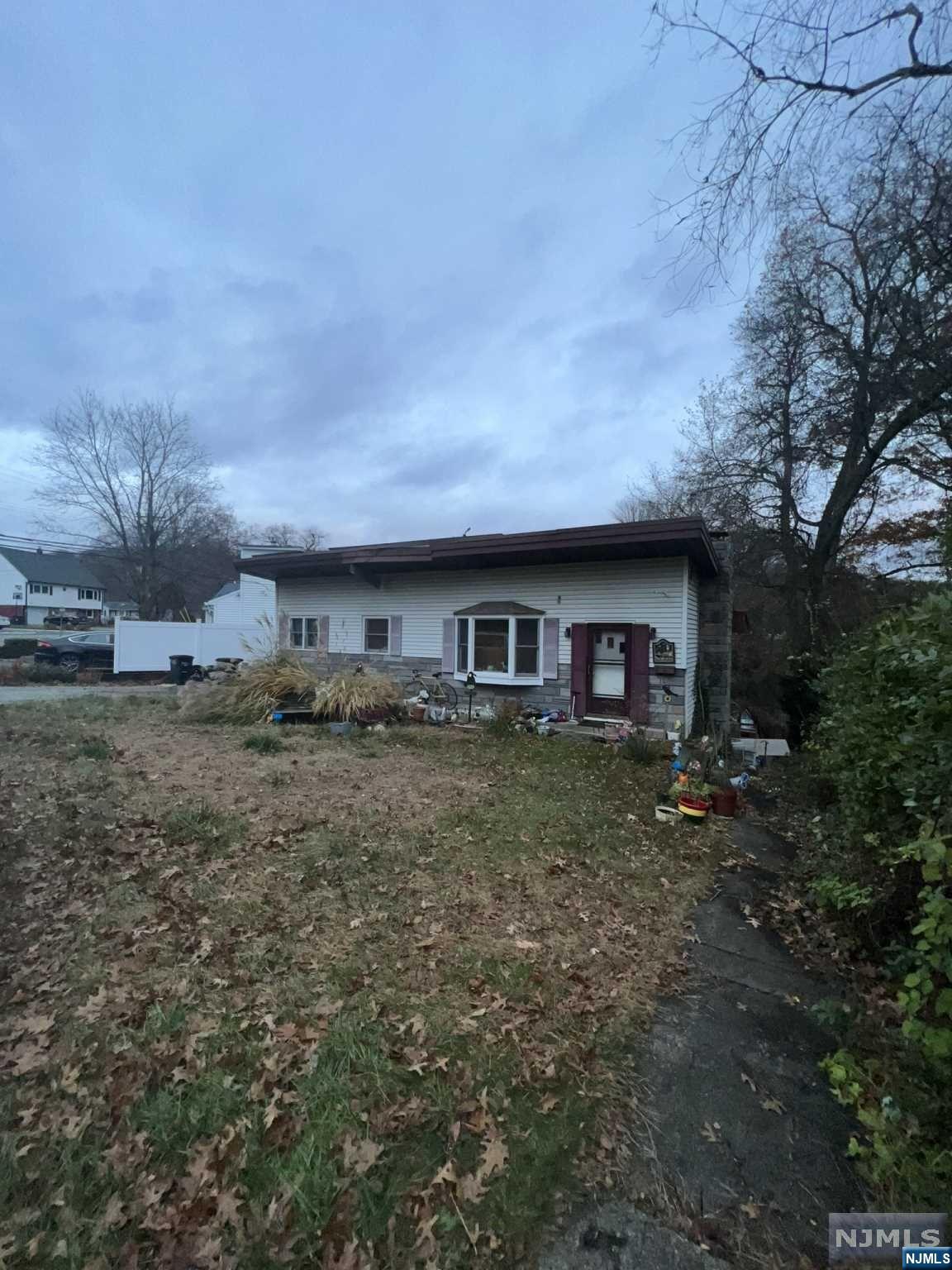 MLS Number 23037268 - 3 bed,1 bath, Residential Property for $349,000 ...