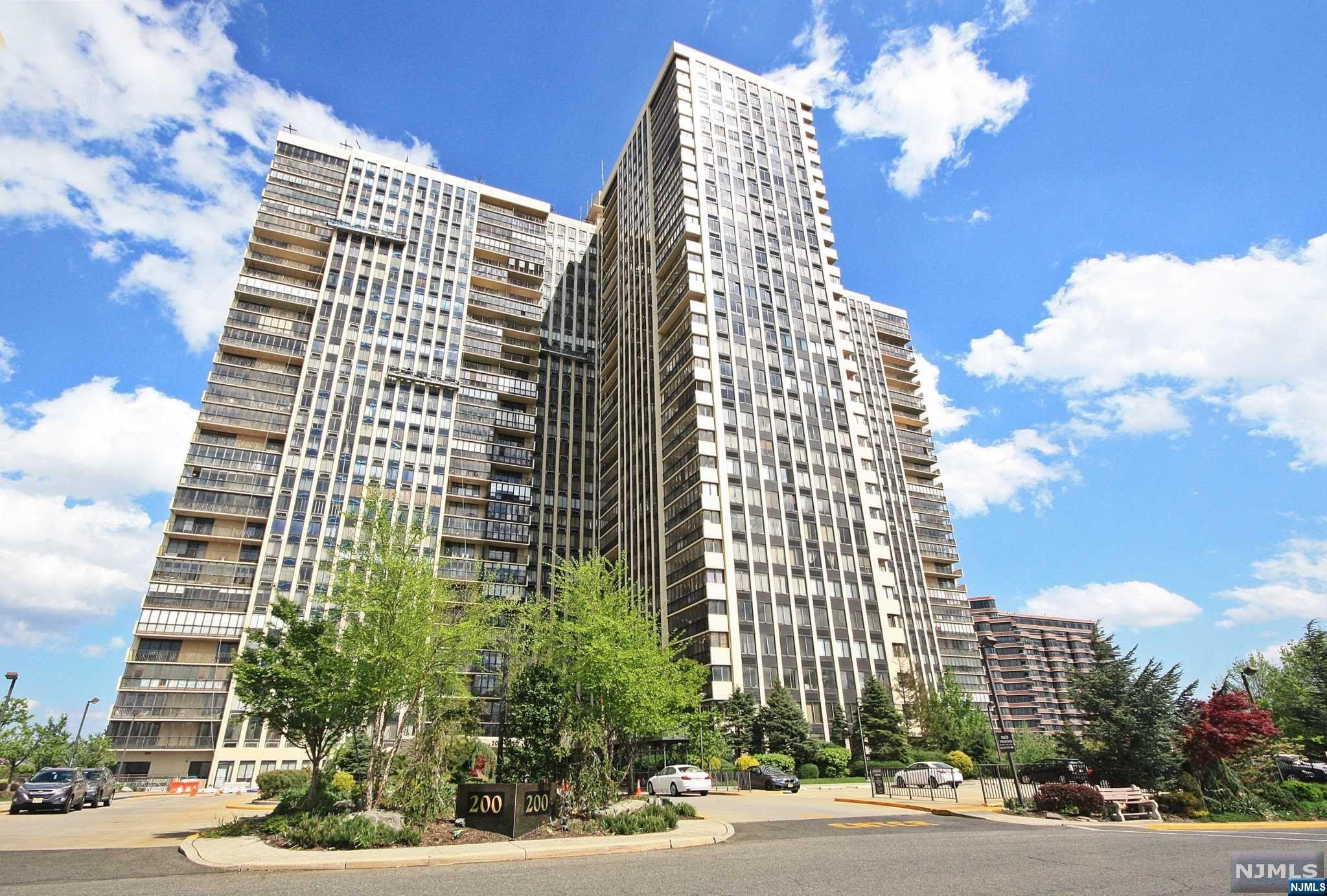 MLS Number 24000538 - 2 bed,2 bath, Condo/Coop/Townhouse Property for ...