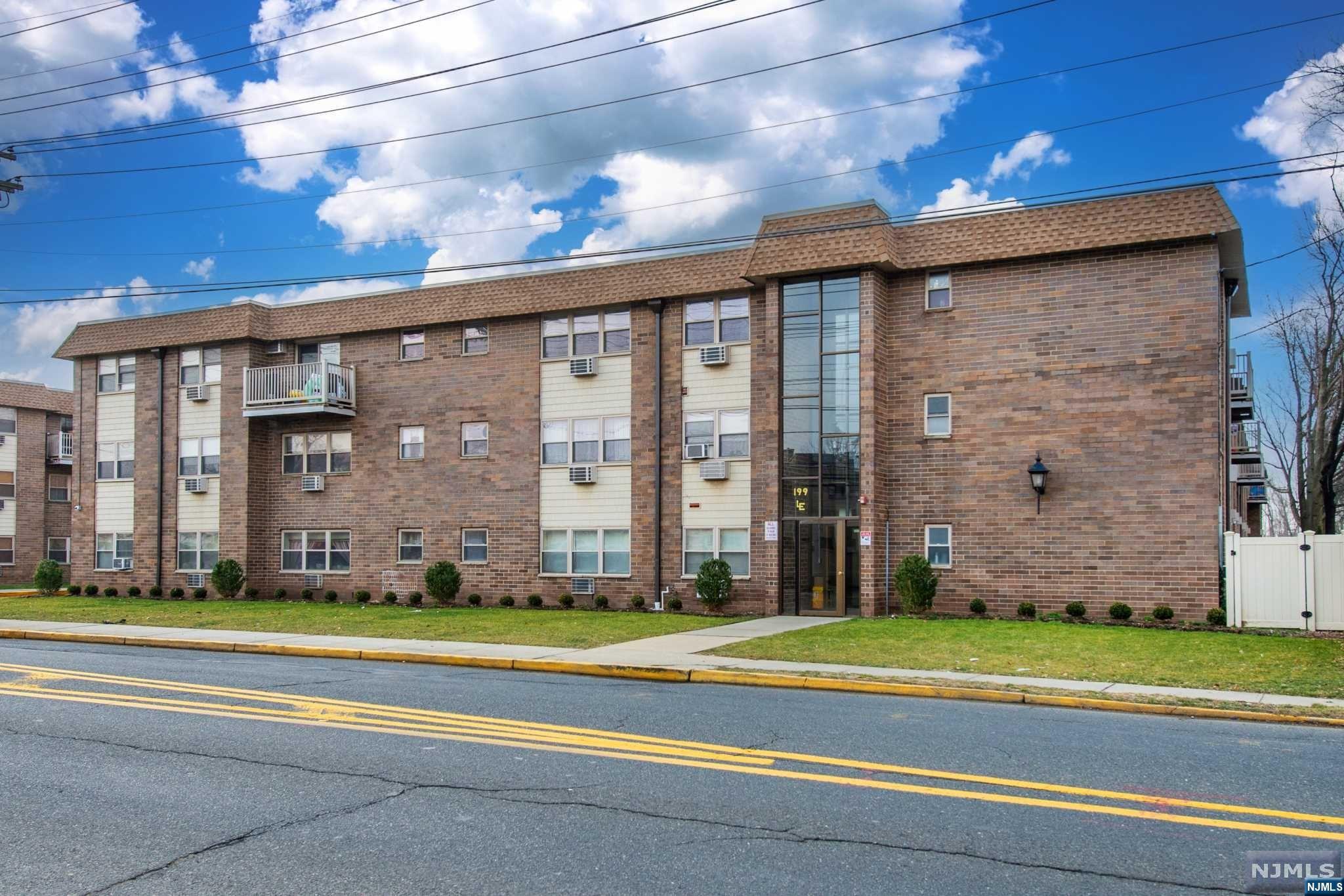 MLS Number 24005283 - 1 bed,1 bath, Condo/Coop/Townhouse Property for ...