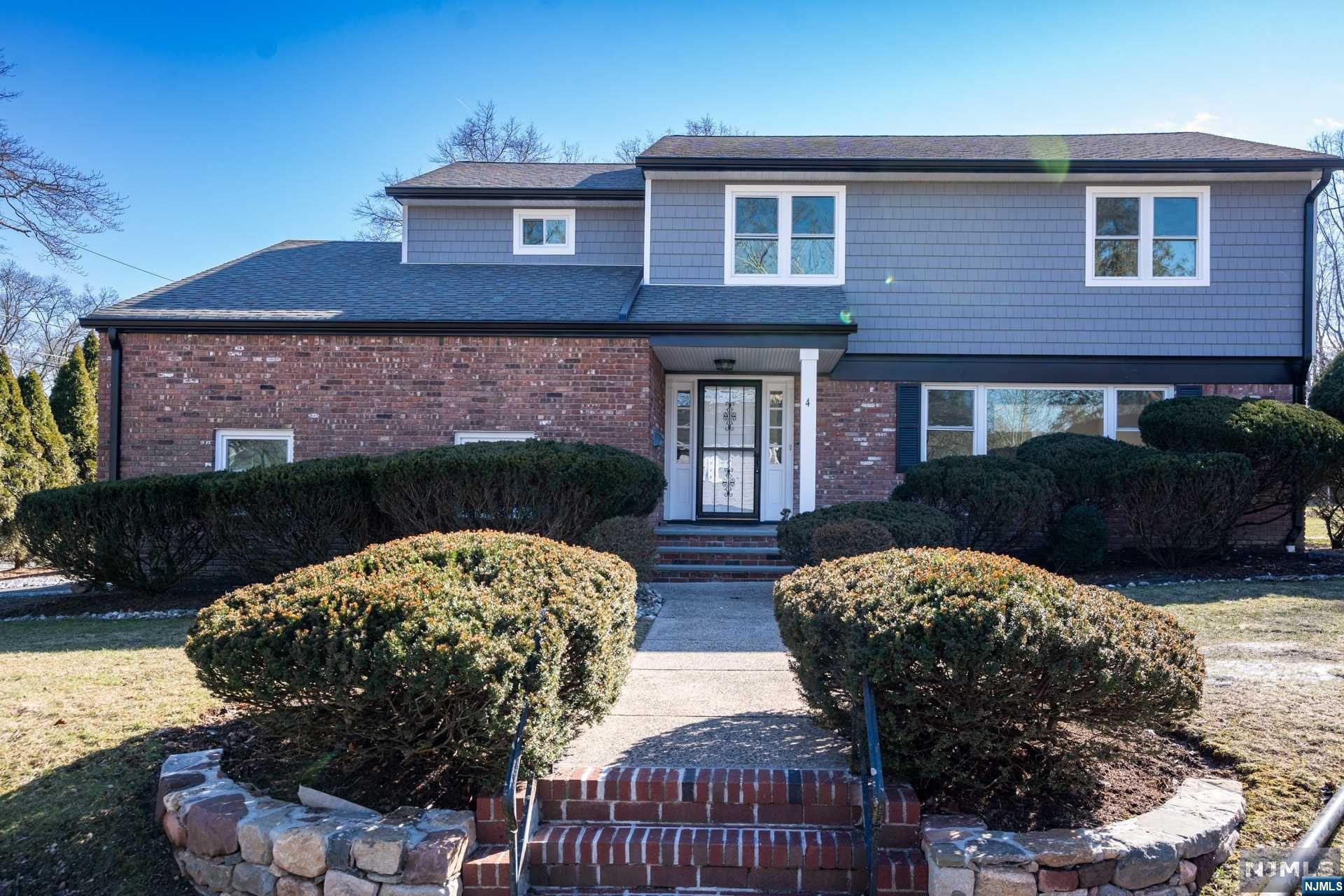 MLS Number 24006106 - 4 bed,2 bath, Residential Property for $1,250,000 ...