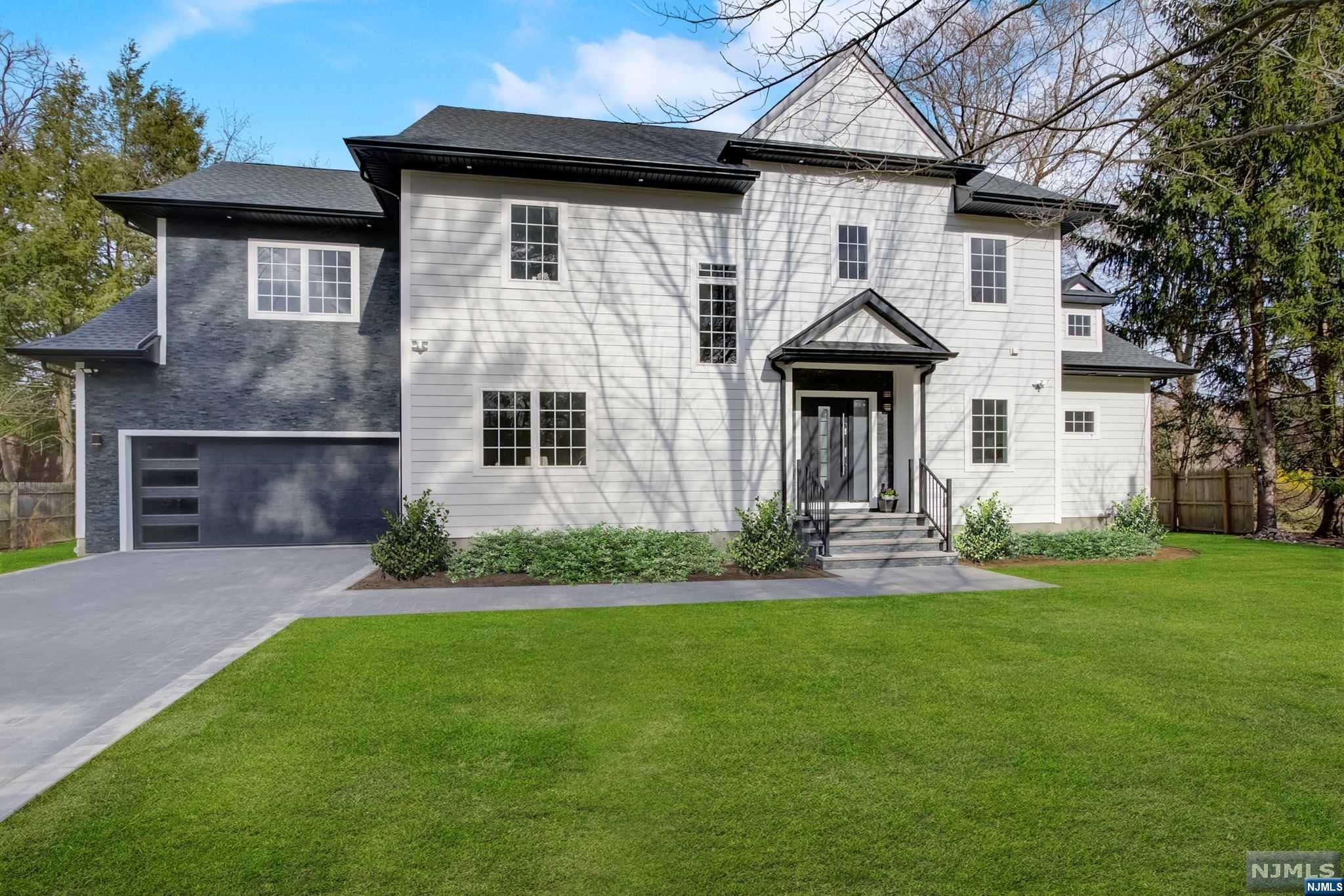 MLS Number 24008357 - 5 bed,5 bath, Residential Property for $1,525,000 ...