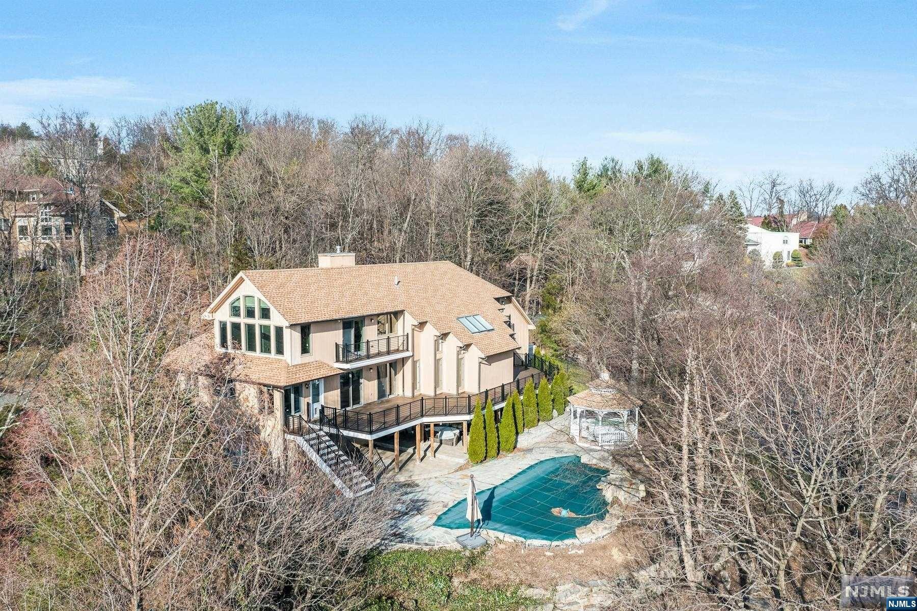 MLS Number 24008580 - 4 bed,4 bath, Residential Property for $1,290,000 ...