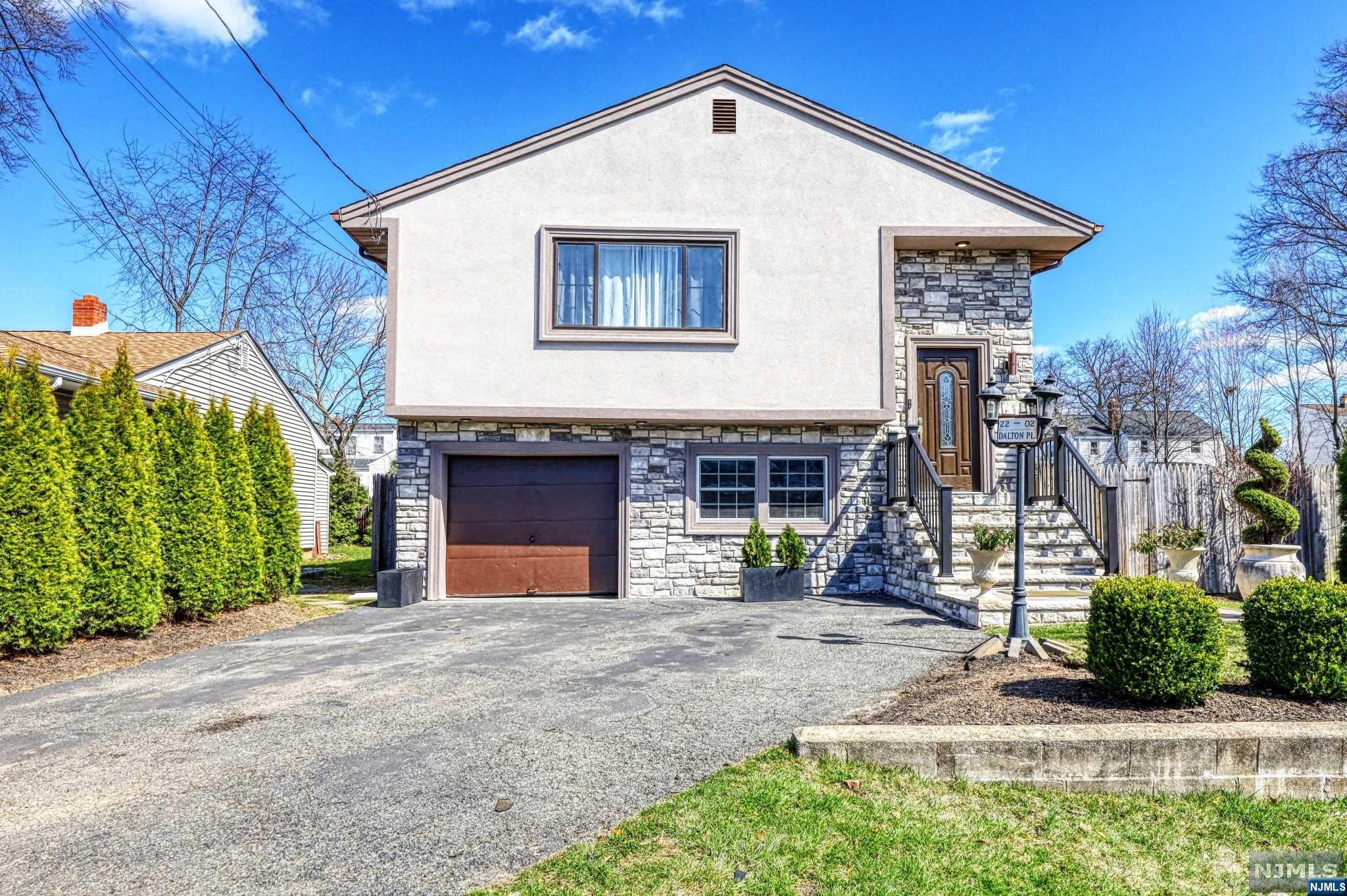 MLS Number 24008637 - 4 bed,2 bath, Residential Property for $679,000 ...