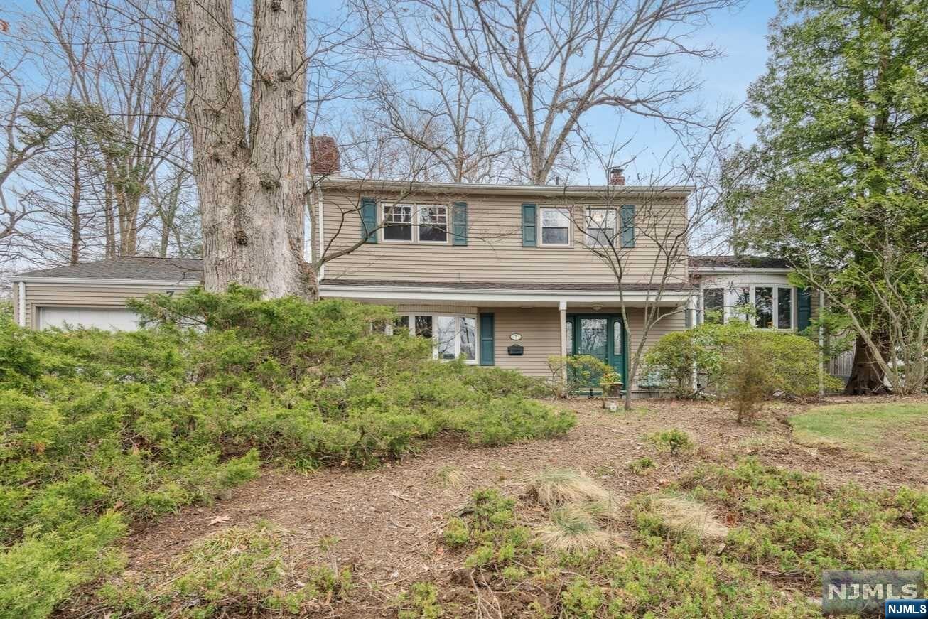 MLS Number 24009542 - 4 bed,2 bath, Residential Property for $679,900 ...