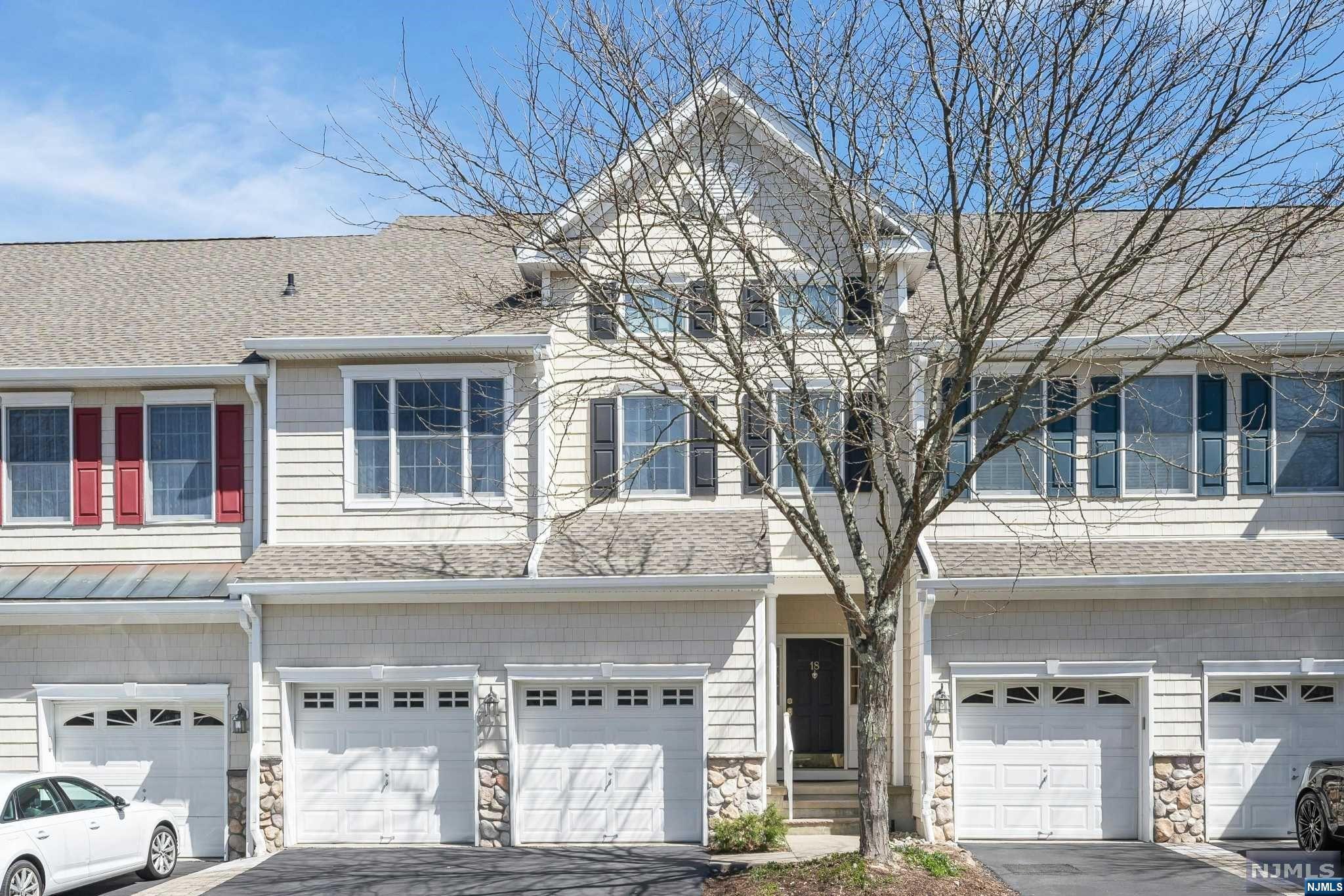 MLS Number 24009561 - 3 bed,2 bath, Condo/Coop/Townhouse Property for ...