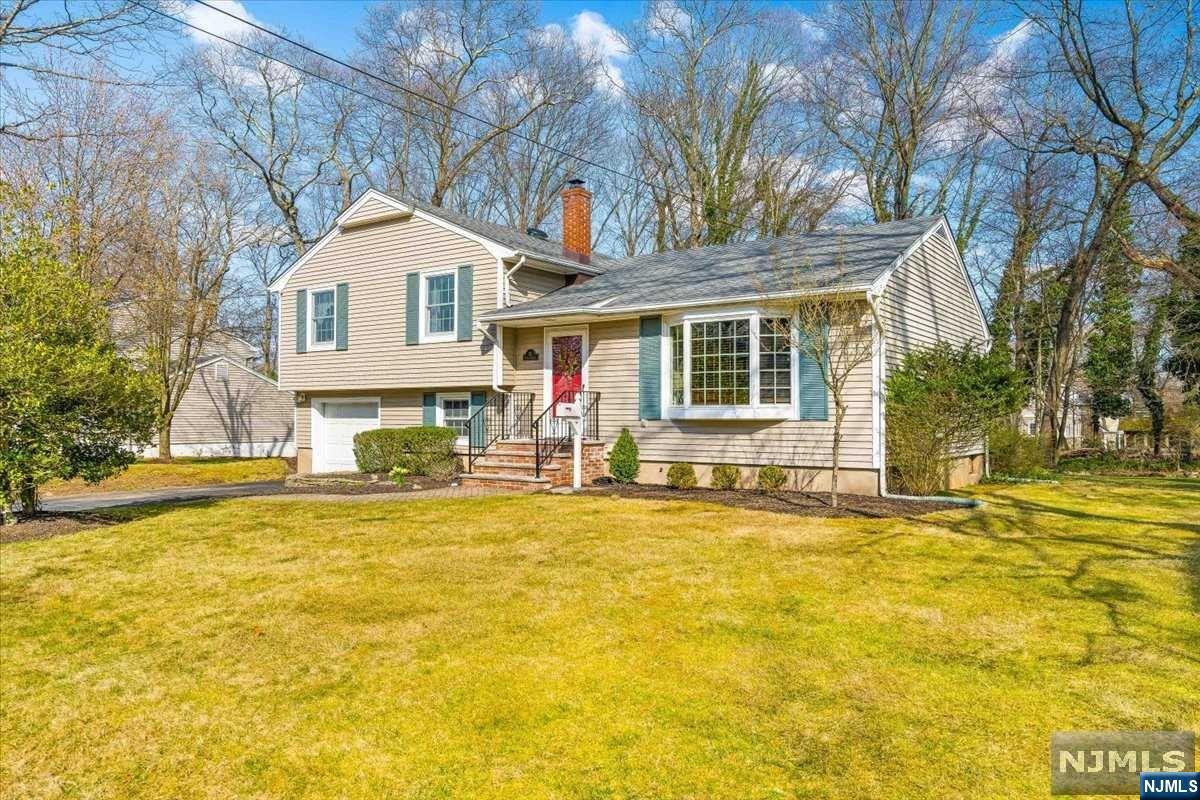 MLS Number 24009842 - 3 bed,2 bath, Residential Property for $679,000 ...