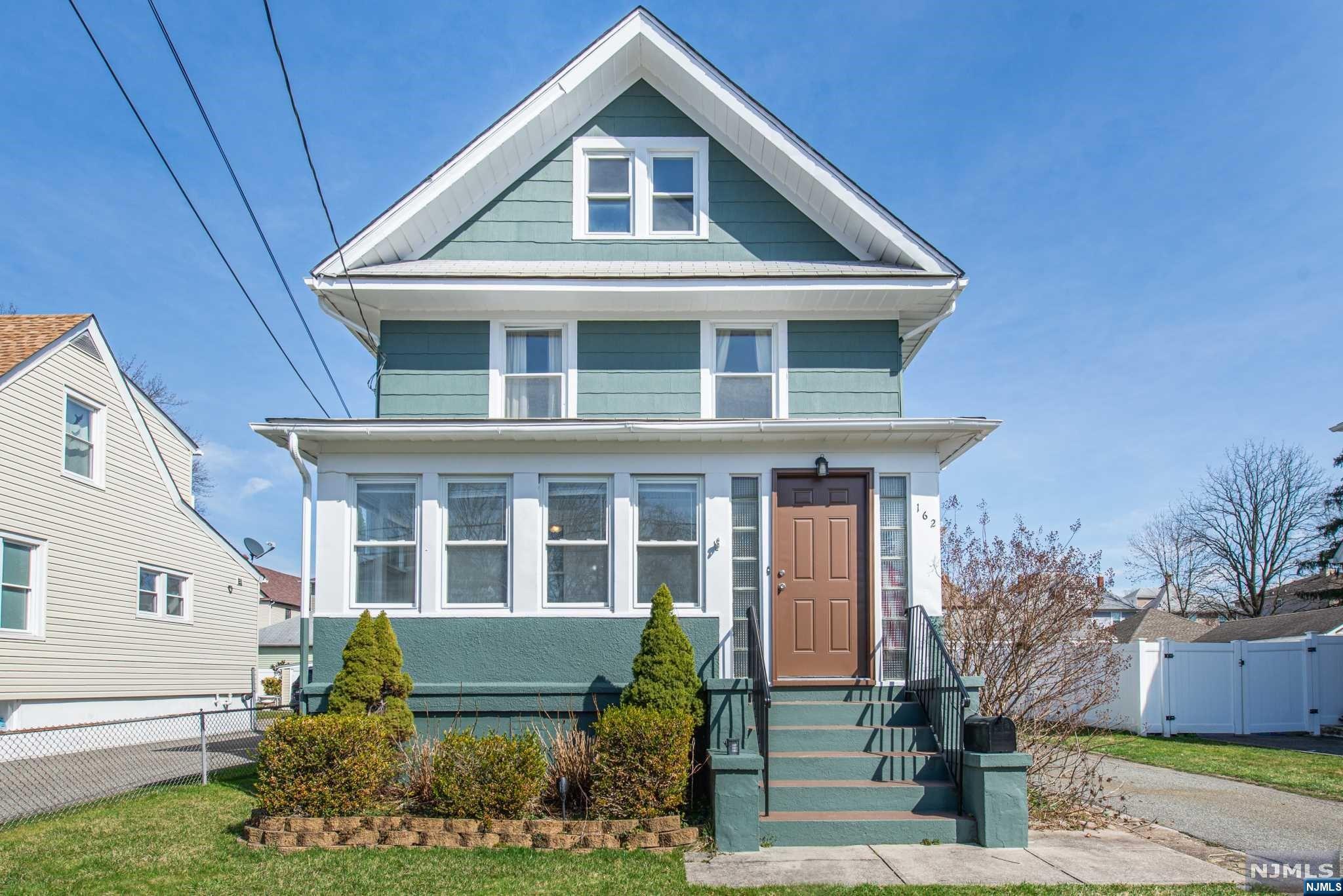 MLS Number 24010847 - 3 bed,2 bath, Residential Property for $482,000 ...