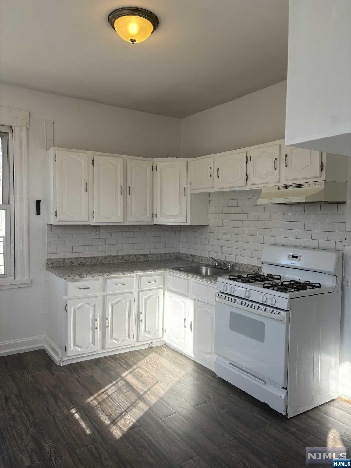 MLS Number 24011472 - 2 bed,1 bath, Rentals-Residential Property for ...