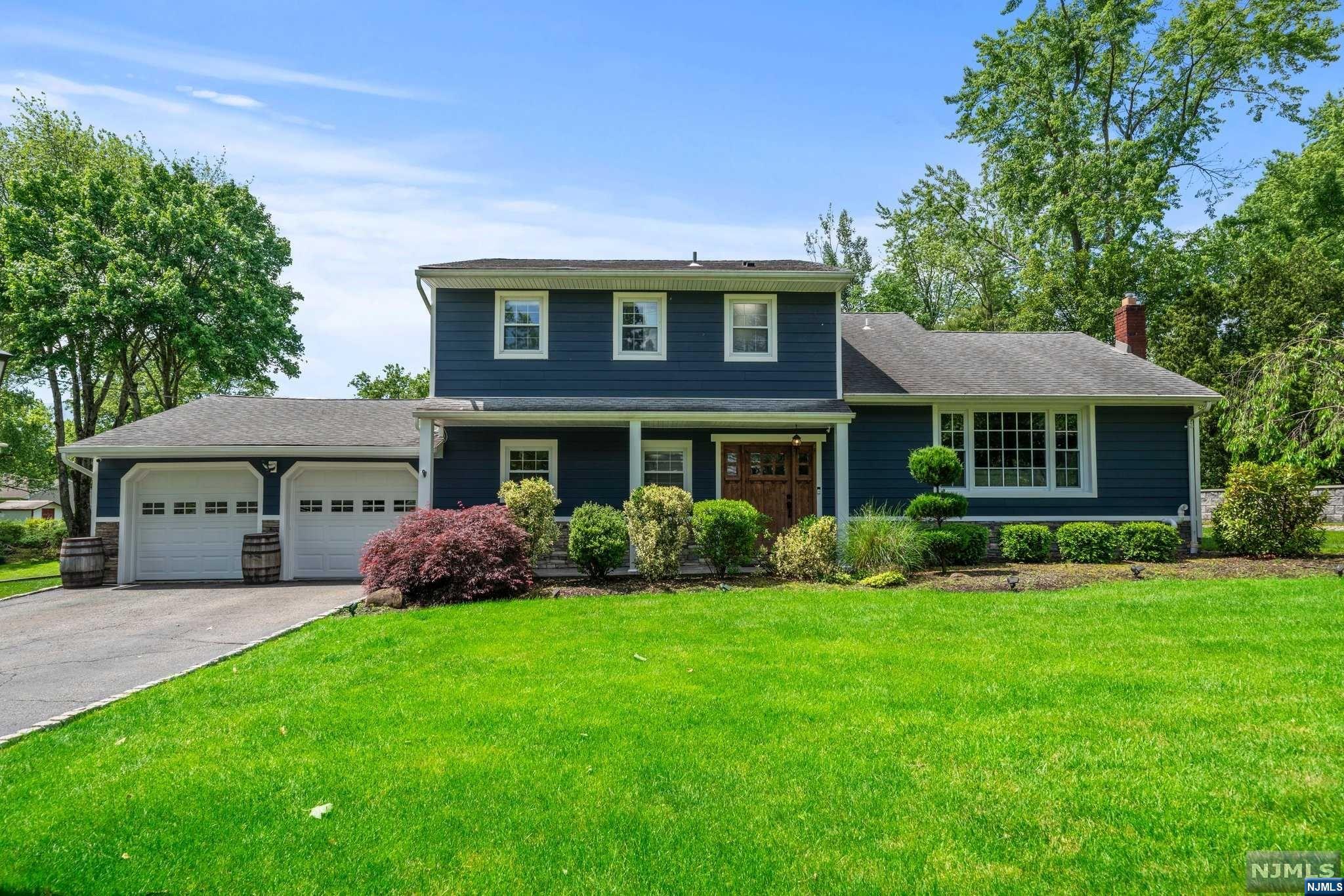 MLS Number 24017339 - 5 bed,2 bath, Residential Property for $850,000 ...