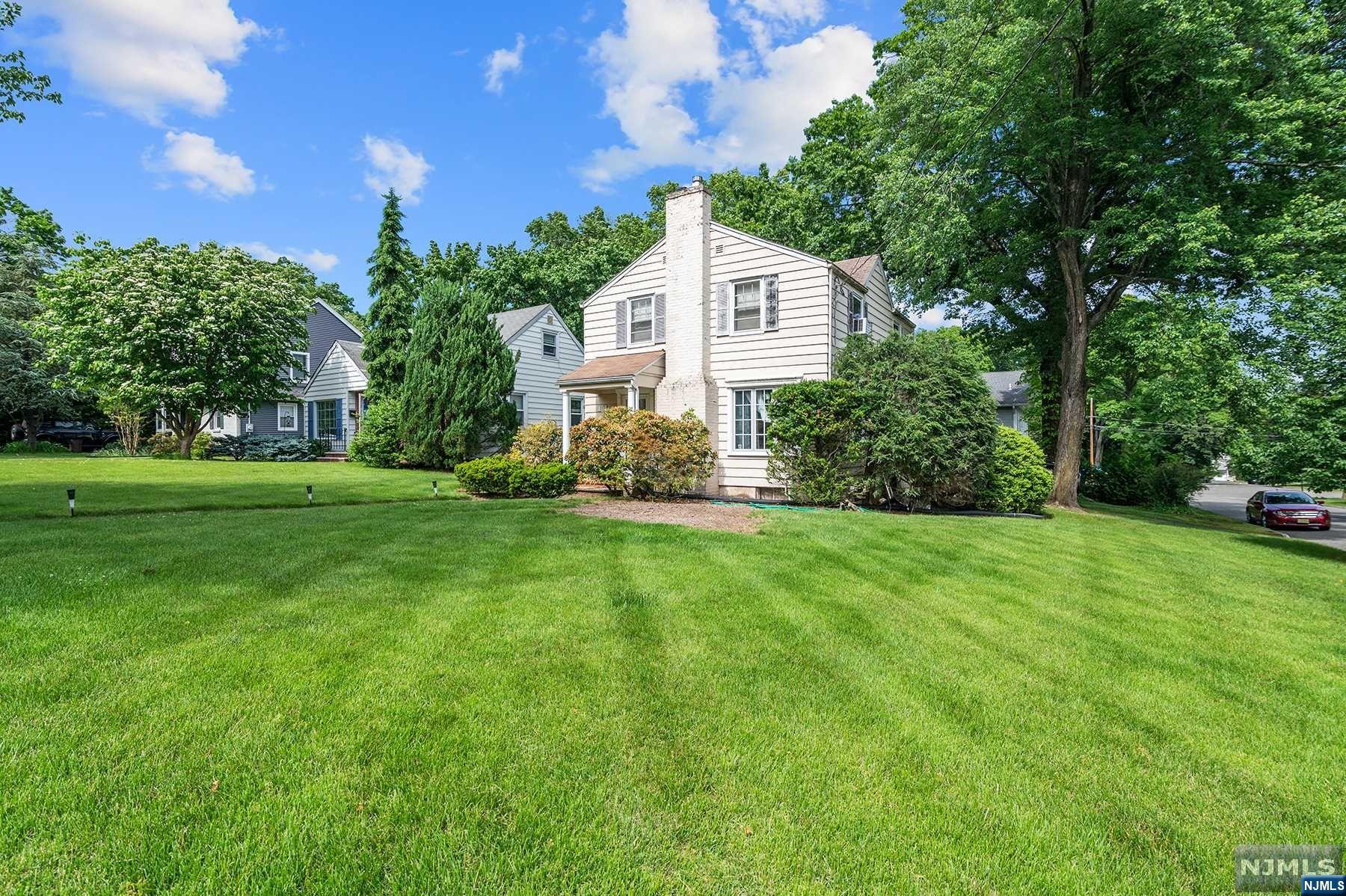 MLS Number 24017447 - 2 bed,1 bath, Residential Property for $650,000 ...