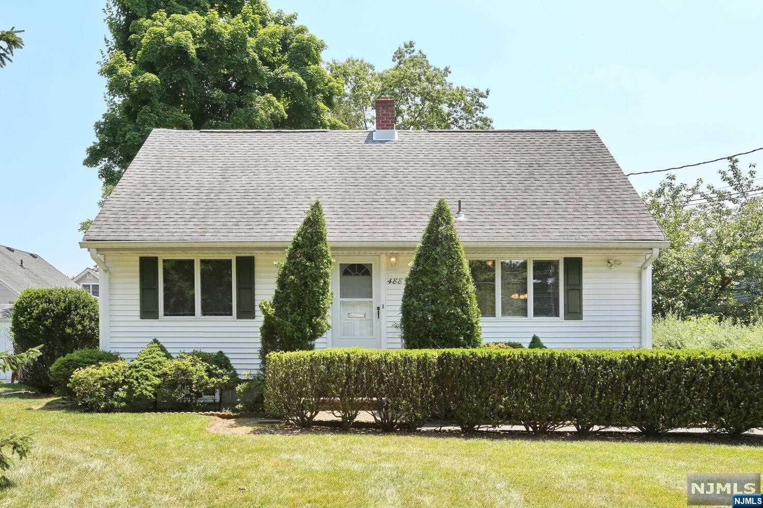 MLS Number 24019619 - 4 bed,1 bath, Residential Property for $649,900 ...