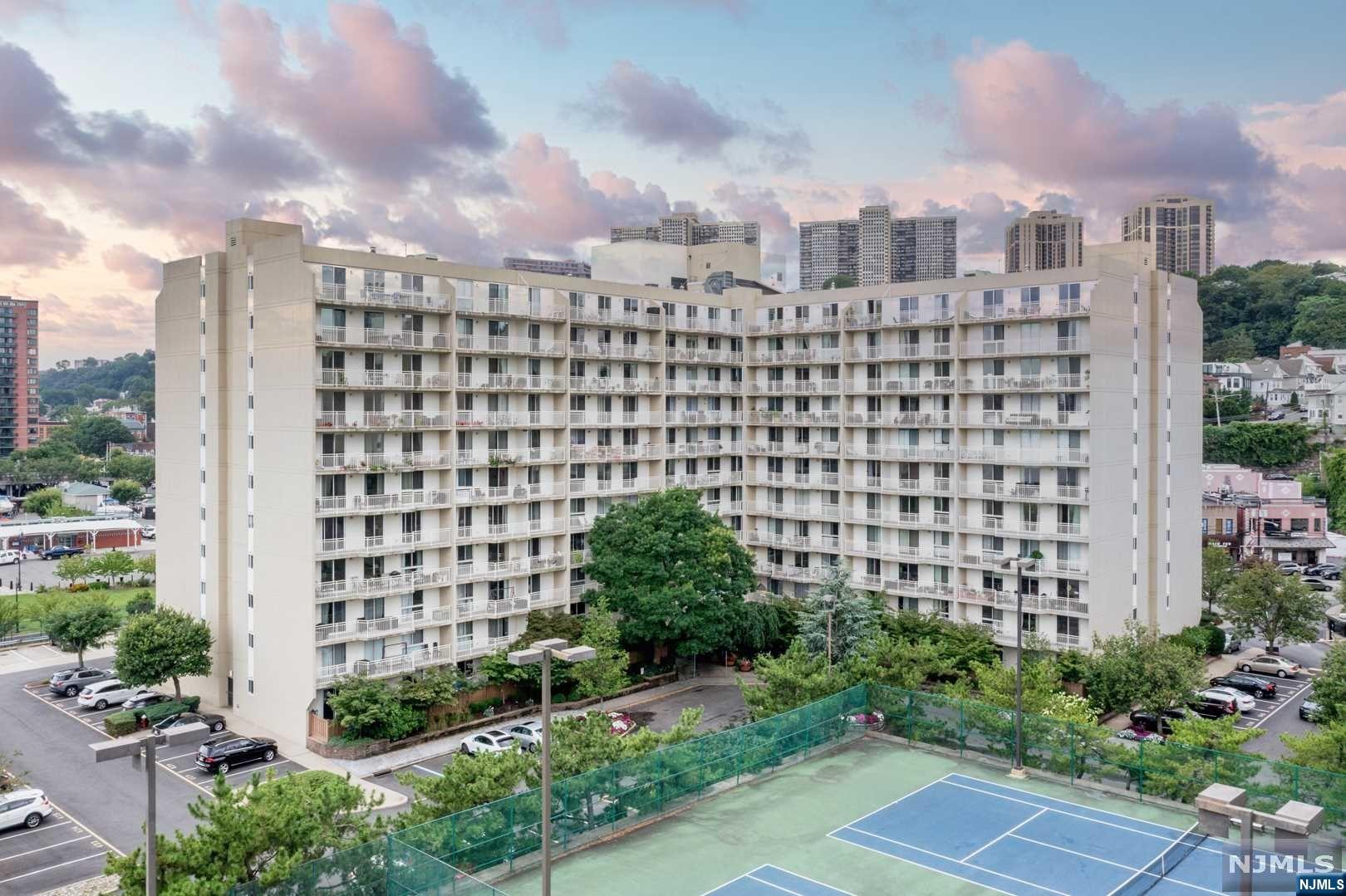 MLS Number 24024077 - 3 bed,2 bath, Condo/Coop/Townhouse Property for ...