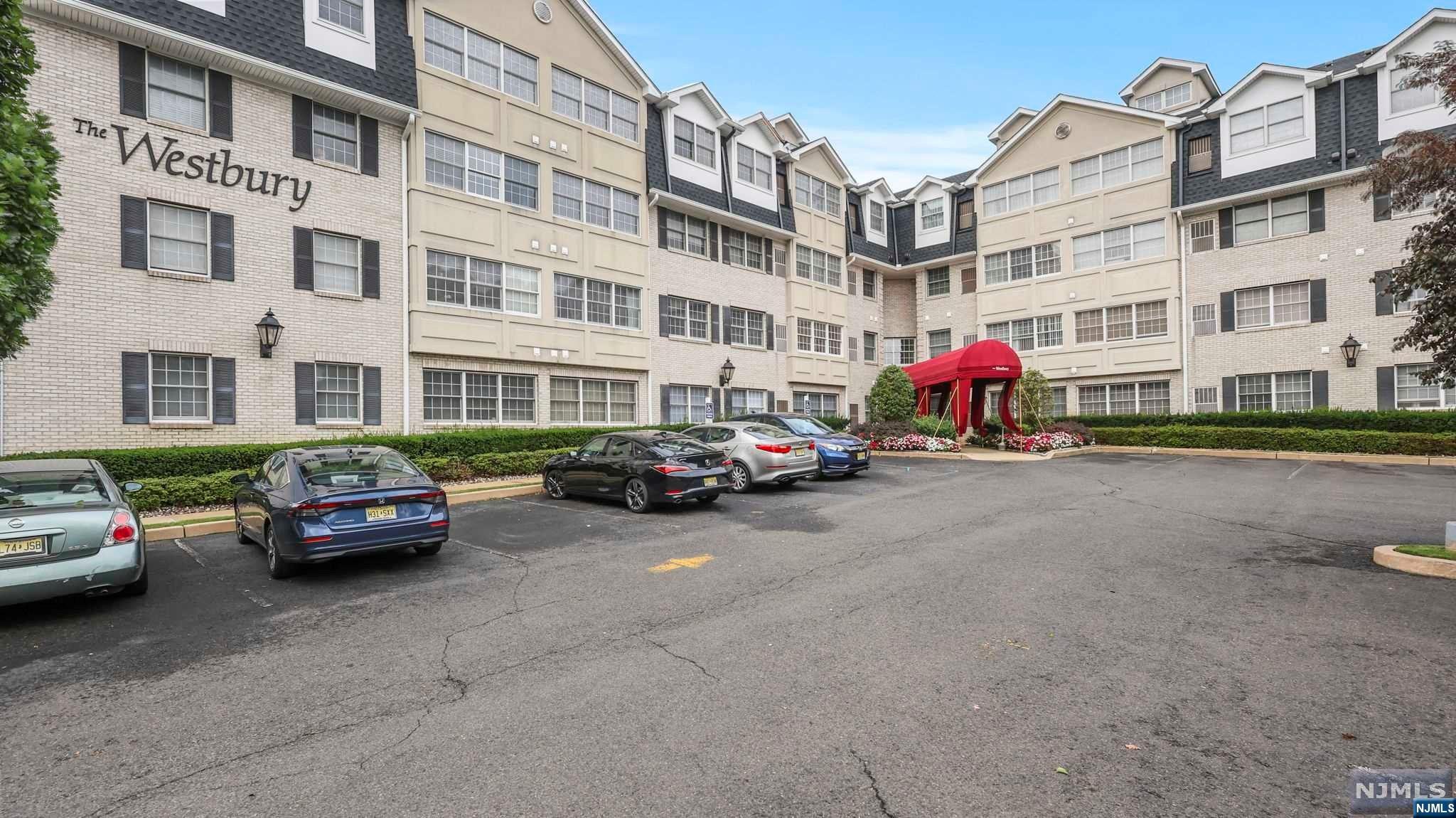 MLS Number 24026068 - 1 bed,1 bath, Condo/Coop/Townhouse Property for ...