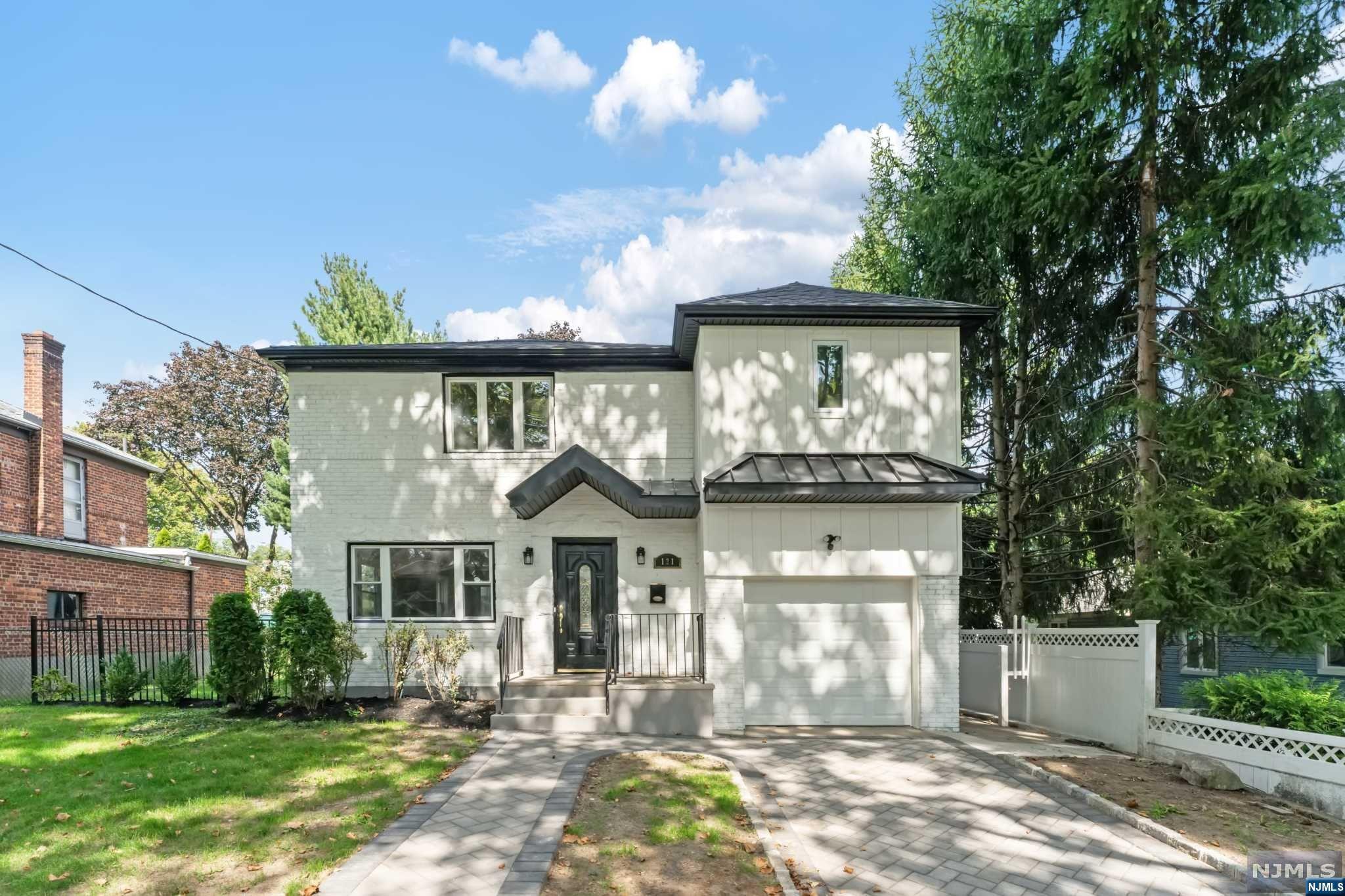MLS Number 24029567 - 3 bed,3 bath, Residential Property for $775,000 ...