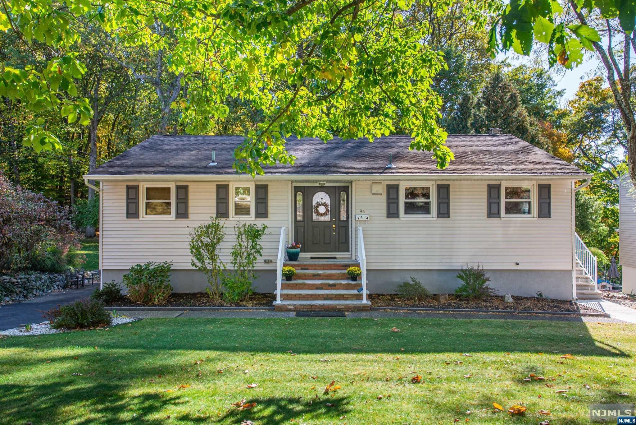 MLS Number 24034017 - 3 bed,1 bath, Residential Property for $475,000 ...