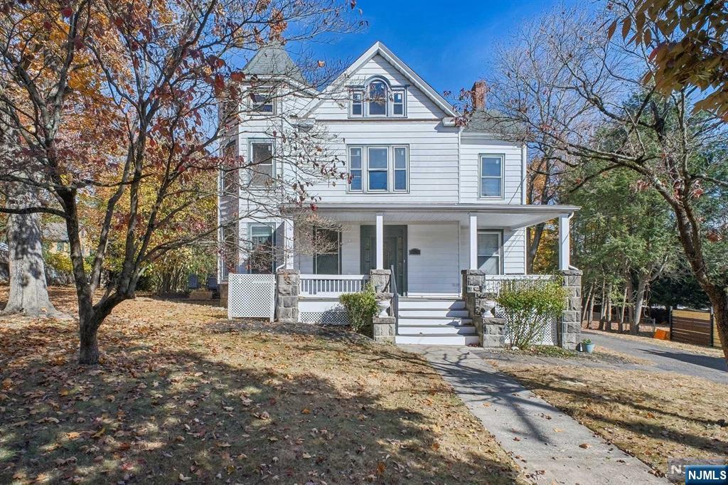 MLS Number 24035328 - 4 bed,3 bath, Rentals-Residential Property for ...