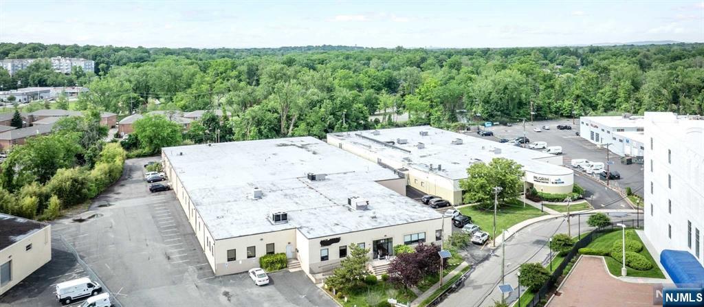 MLS Number 24036052 - Commercial Property for $ 13.00 - 60 Commerce Way ...