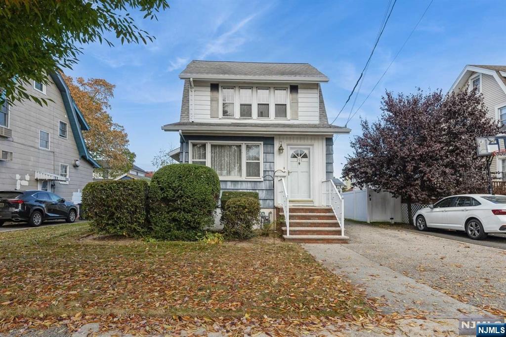 MLS Number 24036475 - 3 bed,1 bath, Residential Property for $545,000 ...