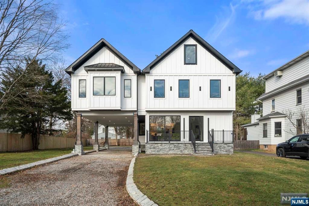 MLS Number 24038299 - 4 bed,5 bath, Residential Property for $1,799,000 ...