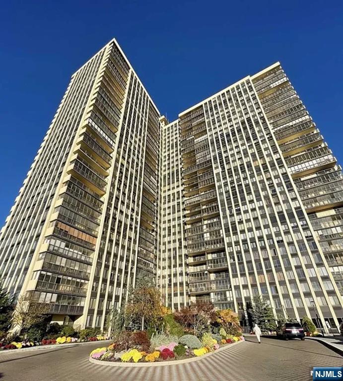 MLS Number 25000401 - 2 bed,2 bath, Condo/Coop/Townhouse Property for ...