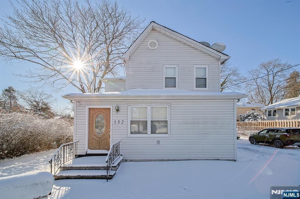 MLS Number 25002219 - 4 bed,3 bath, Residential Property for $888,000 ...