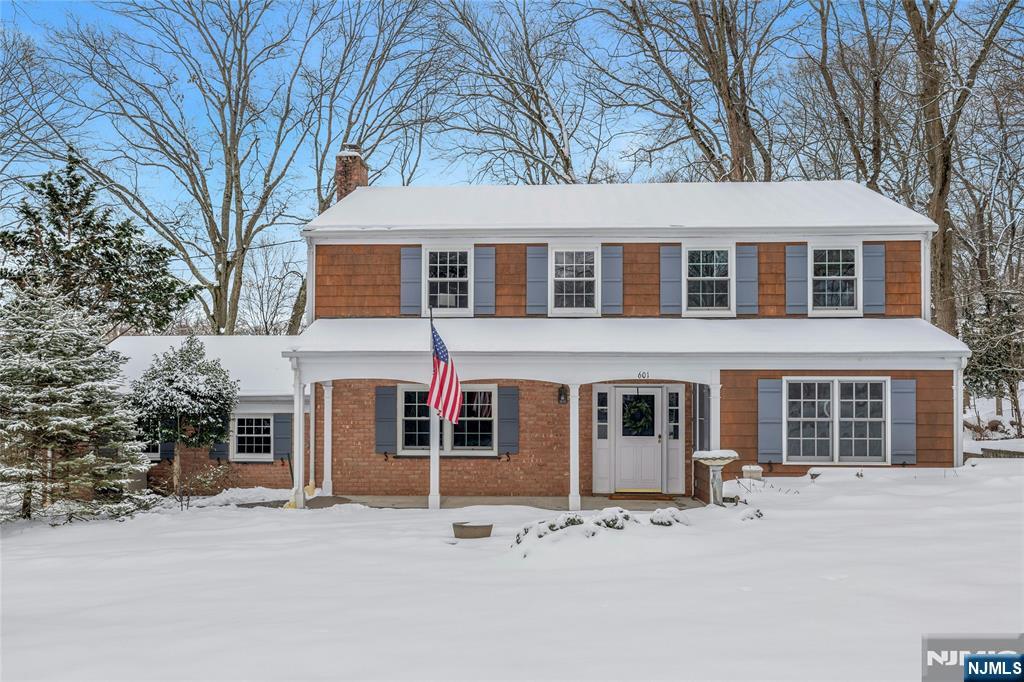 MLS Number 25003661 - 4 bed,2 bath, Residential Property for $980,000 ...