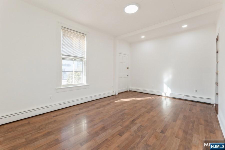 MLS Number 25004620 - 3 bed,1 bath, Rentals-Residential Property for ...