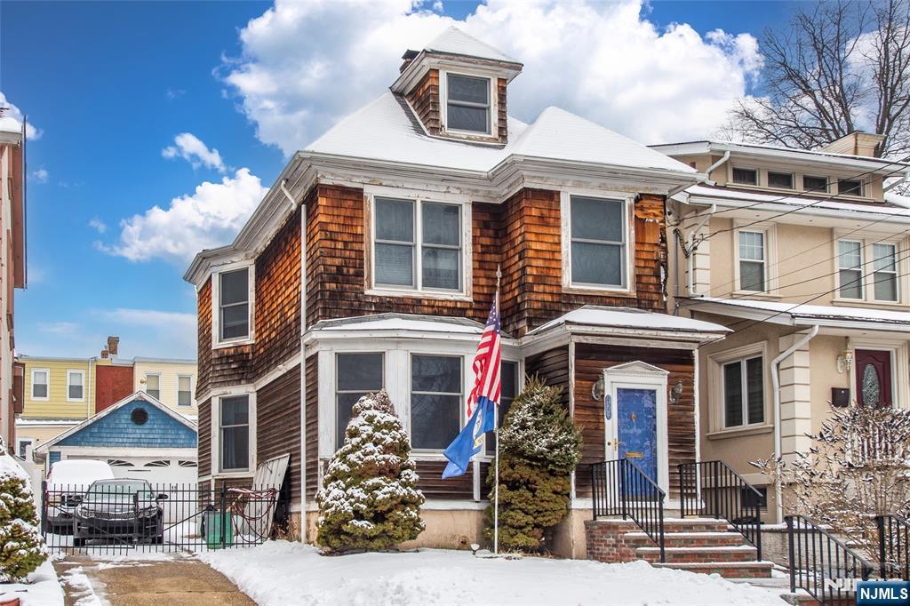 MLS Number 25004803 - 4 bed,1 bath, Residential Property for $399,000 ...