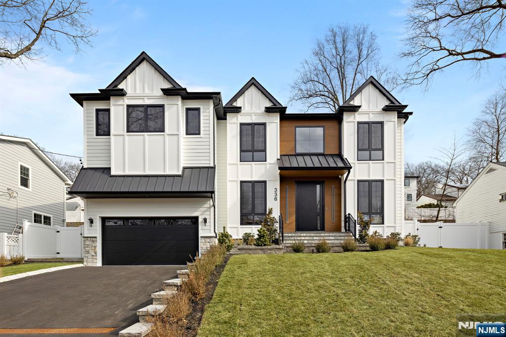 MLS Number 25006436 - 6 bed,5 bath, Residential Property for $2,095,000 ...