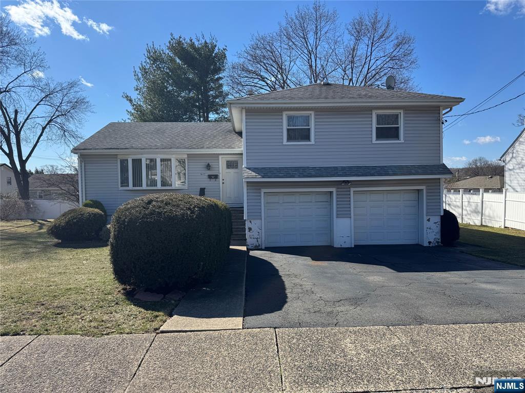 MLS Number 25008514 - 3 bed,2 bath, Residential Property for $679,000 ...