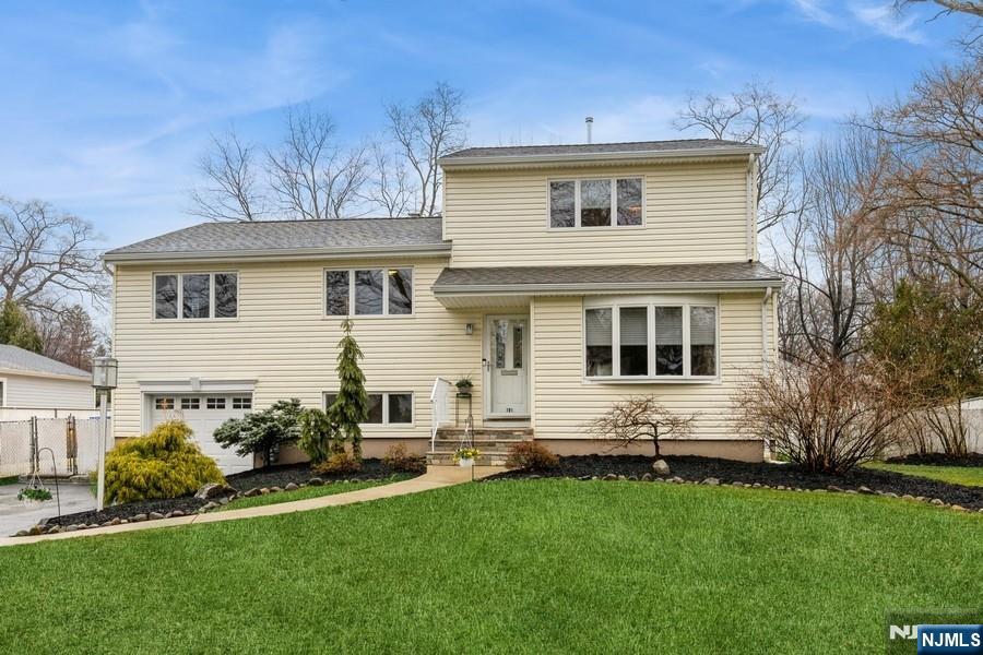 MLS Number 25009167 - 4 bed,2 bath, Residential Property for $997,000 ...