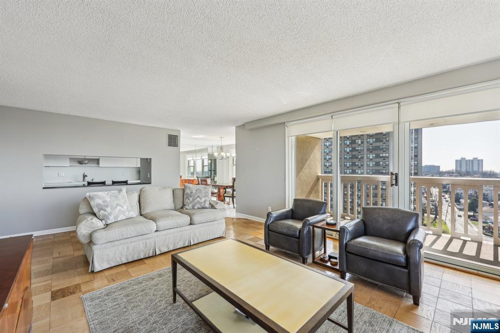 MLS Number 25009276 - 3 bed,2 bath, Condo/Coop/Townhouse Property for ...