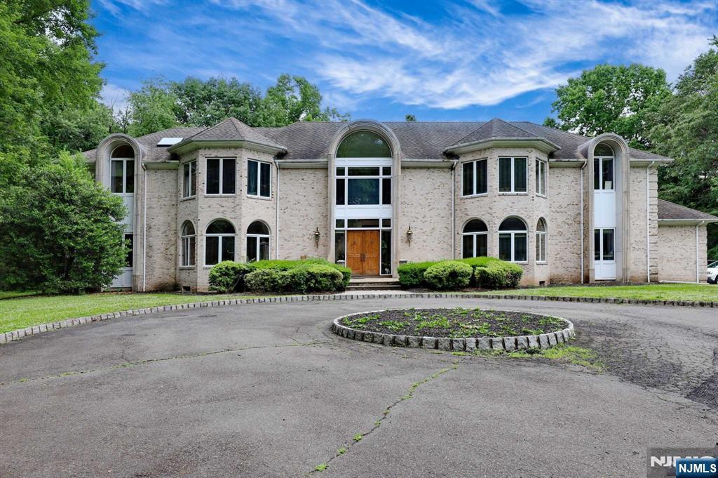 MLS Number 25009314 - 6 bed,6 bath, Residential Property for $2,680,000 ...