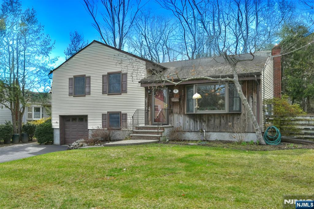 MLS Number 25009362 - 3 bed,1 bath, Residential Property for $779,000 ...