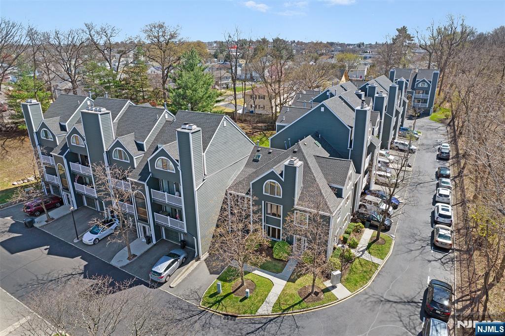 MLS Number 25010452 - 1 bed,1 bath, Condo/Coop/Townhouse Property for ...