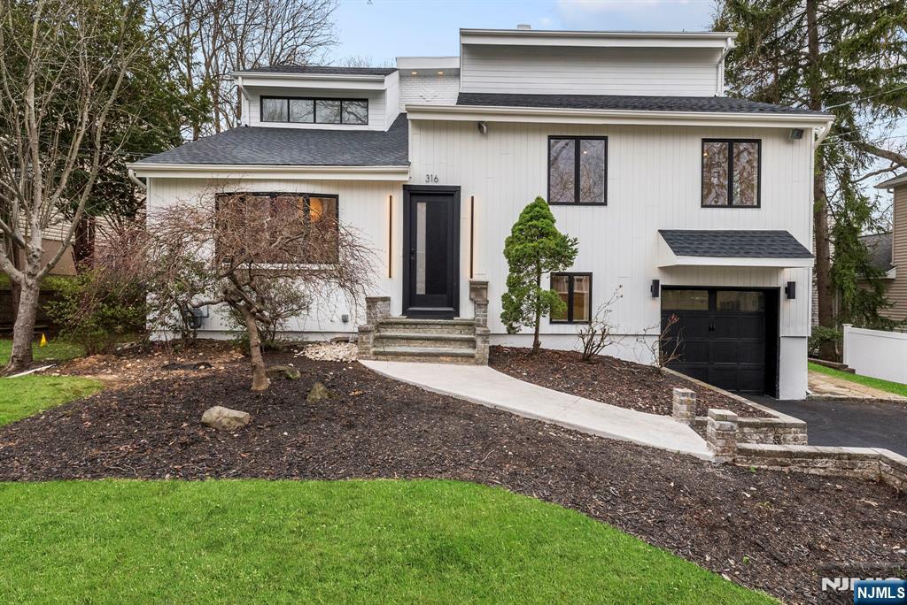 MLS Number 25010700 - 4 bed,3 bath, Residential Property for $1,498,000 ...