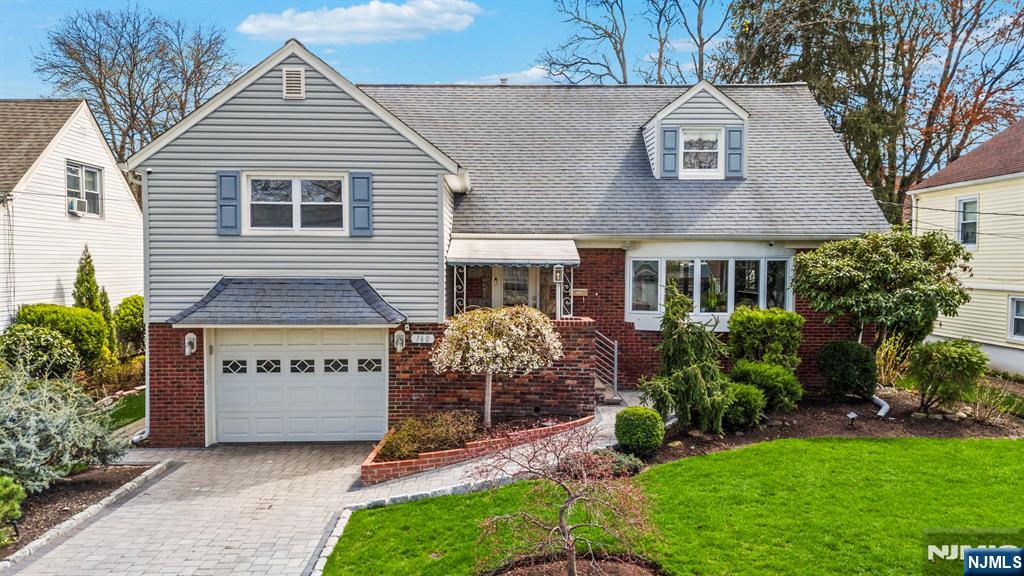 MLS Number 25011509 - 4 bed,3 bath, Residential Property for $799,000 ...