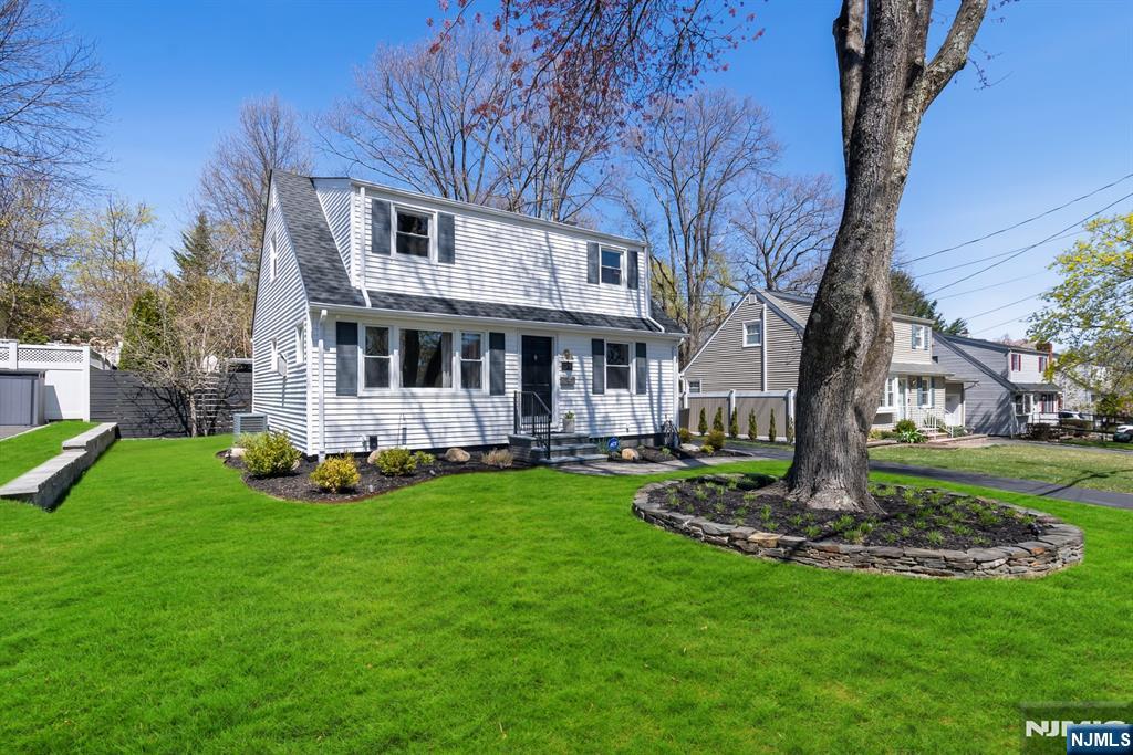 MLS Number 25011535 - 4 bed,2 bath, Residential Property for $700,000 ...