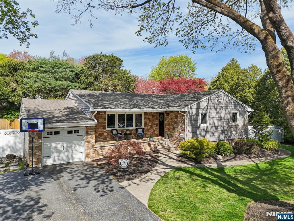 MLS Number 25011563 - 3 bed,3 bath, Residential Property for $839,000 ...