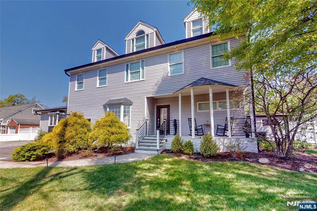 MLS Number 25011984 - 6 bed,3 bath, Residential Property for $1,150,000 ...