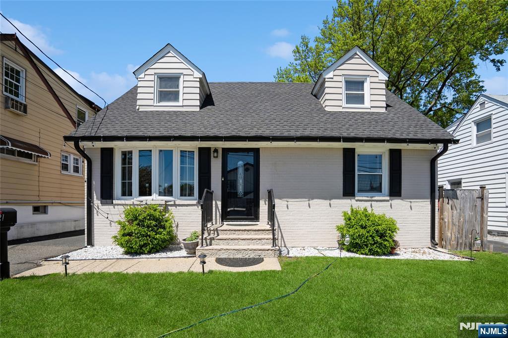 MLS Number 25012621 - 4 bed,2 bath, Residential Property for $525,000 ...