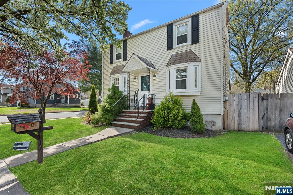 MLS Number 25013288 - 3 bed,2 bath, Residential Property for $625,000 ...